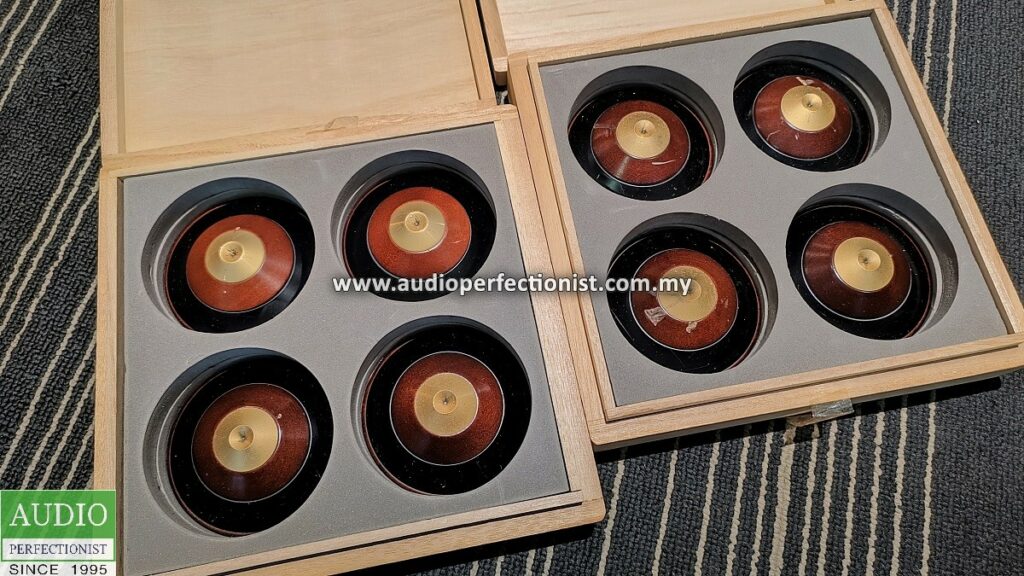 Harmonix RF-999MT Mk2 Real Focus Spike Bases | Audio Perfectionist