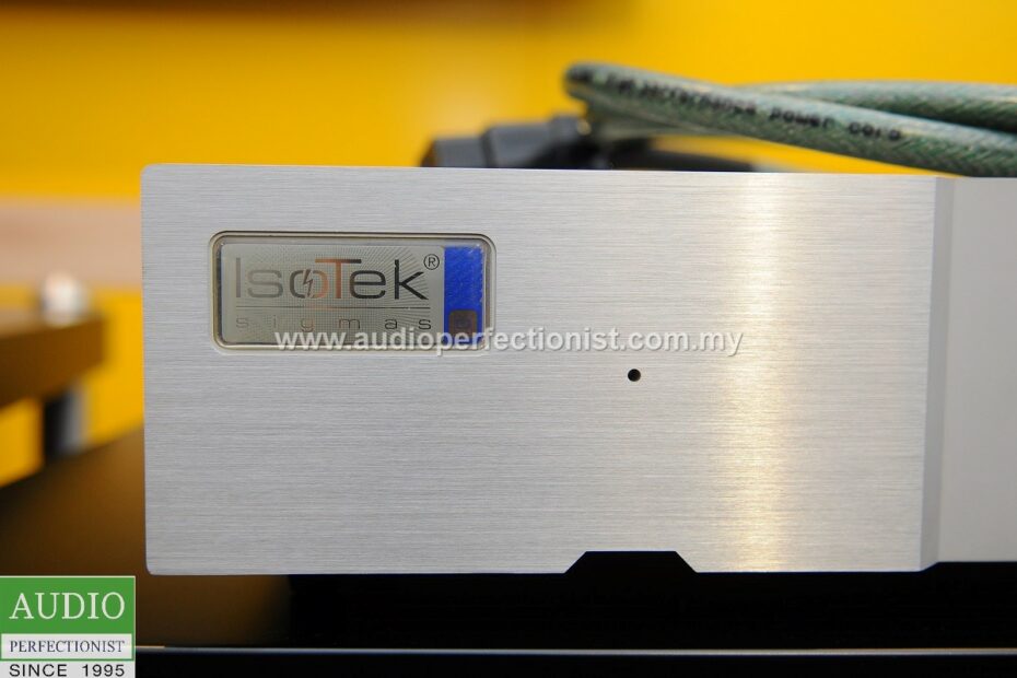 Isotek Sigmas GII 6 Way Mains Conditioner – Audio Perfectionist